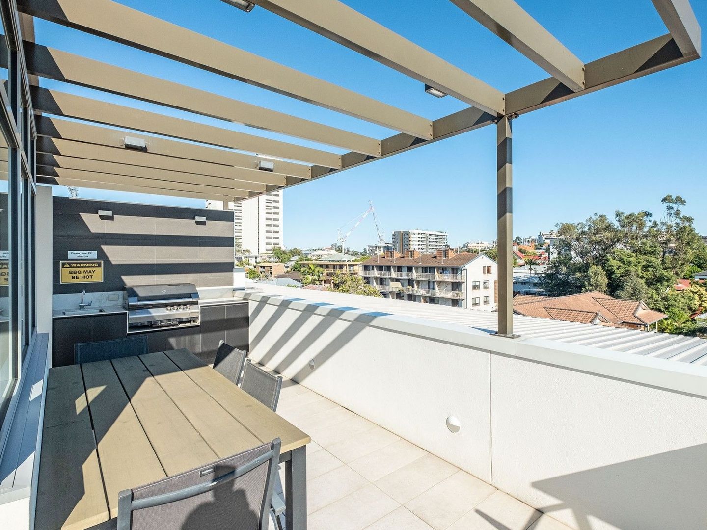 ID:21135417/93 Baines Street, Kangaroo Point QLD 4169 - Apartment For ...