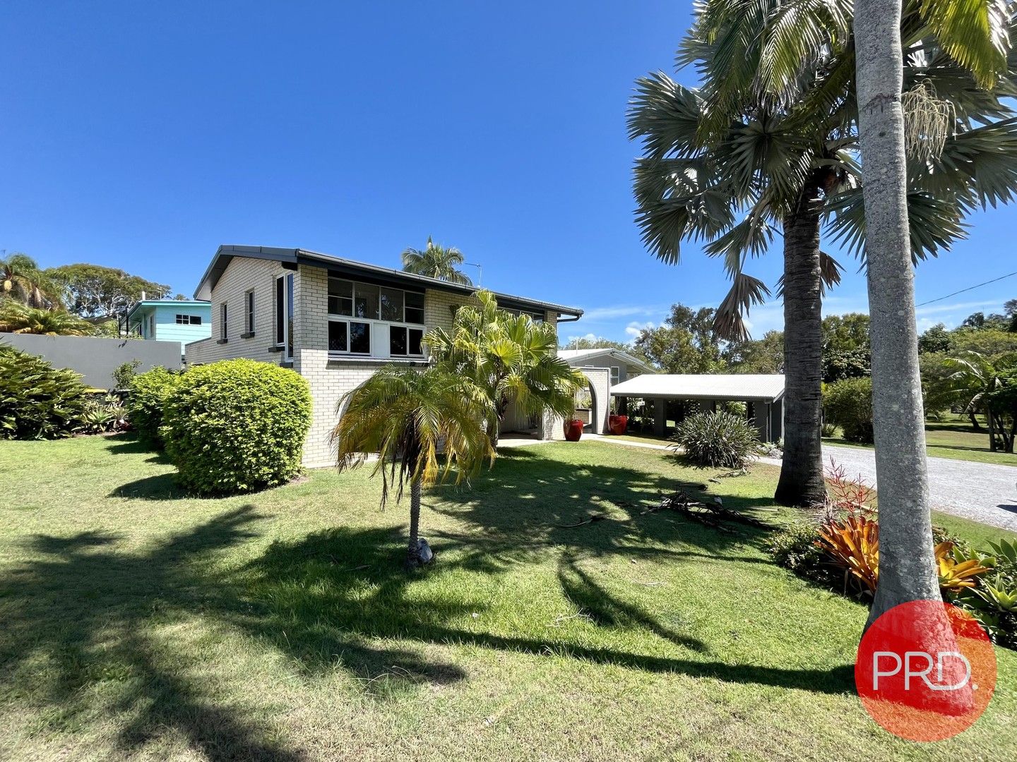 2 Margaret Street, Tannum Sands QLD 4680 - House For Rent | Domain