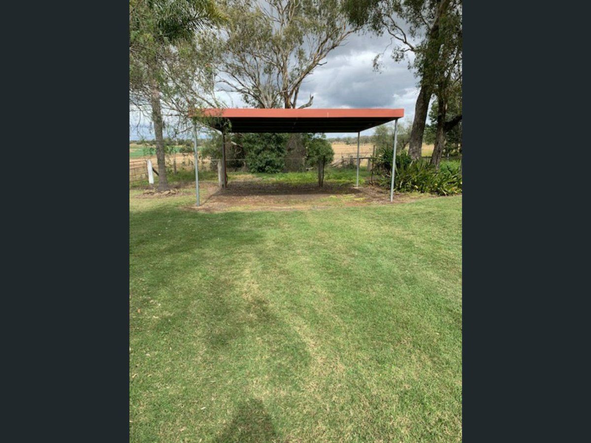 690 Crosshill Road, Biddeston QLD 4401 - House For Rent | Domain