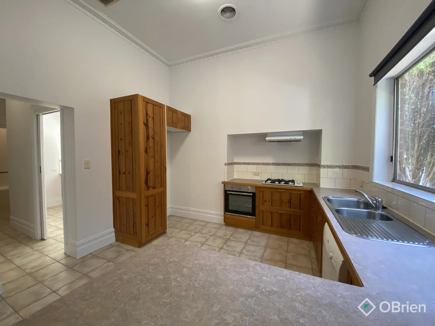 46 Perry Street, Wangaratta VIC 3677 - House For Rent | Domain