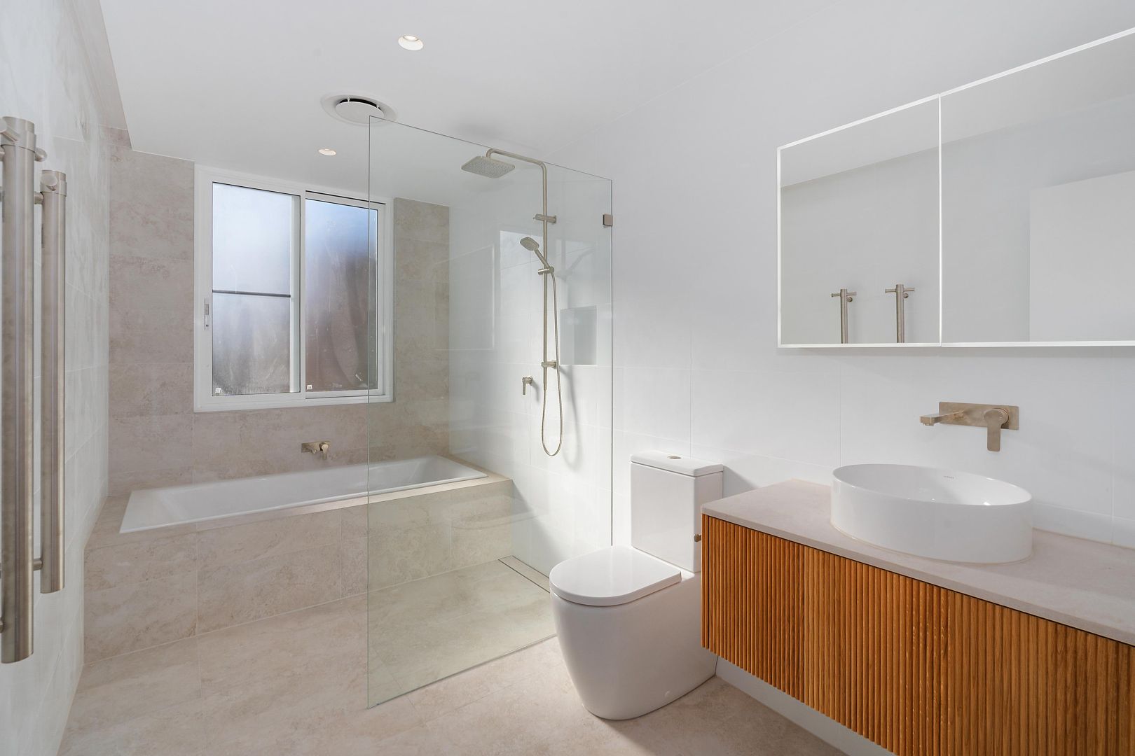 60 Albert Street, Freshwater NSW 2096 - House For Rent | Domain