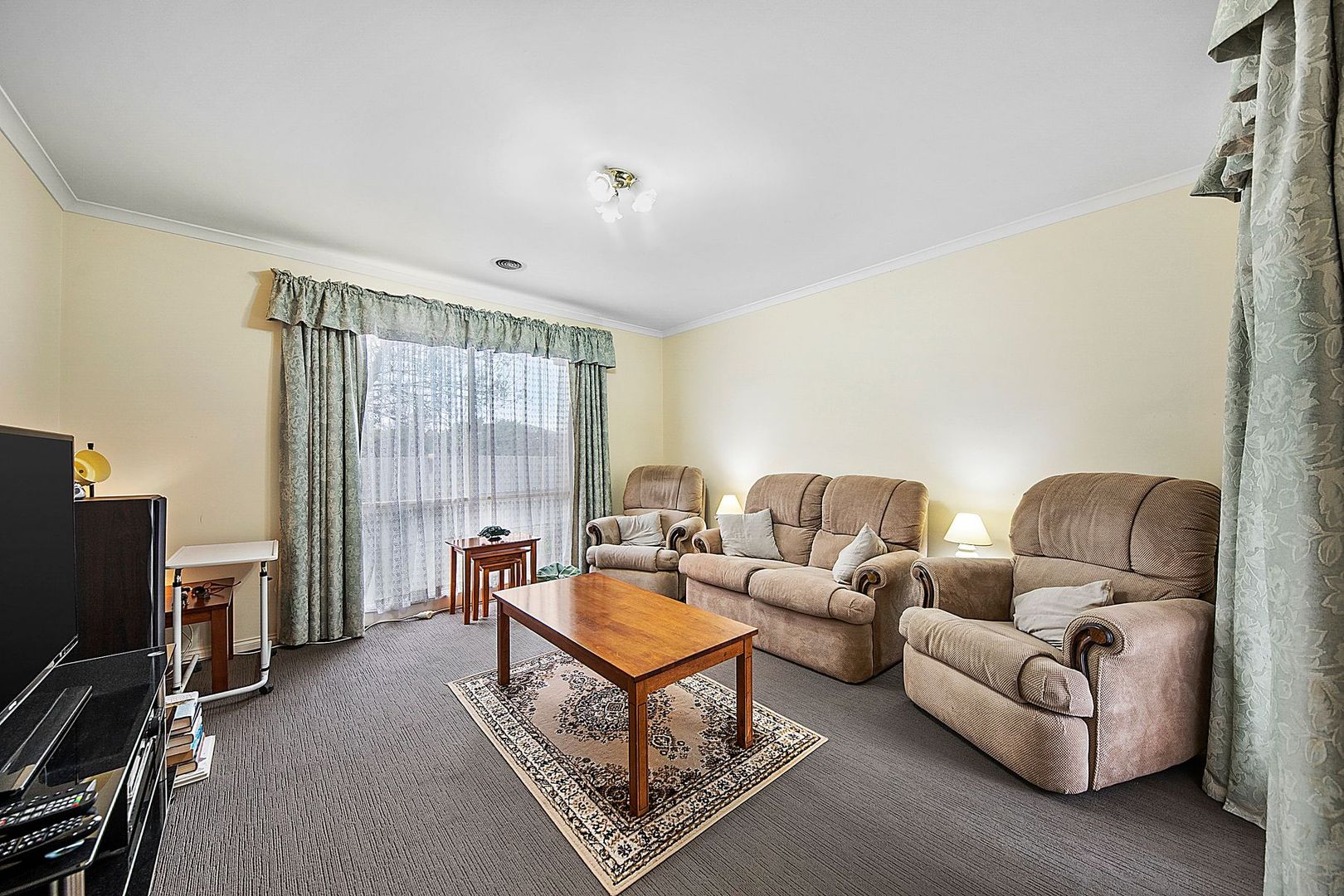 2/14 Charles Street, Pakenham VIC 3810 | Domain