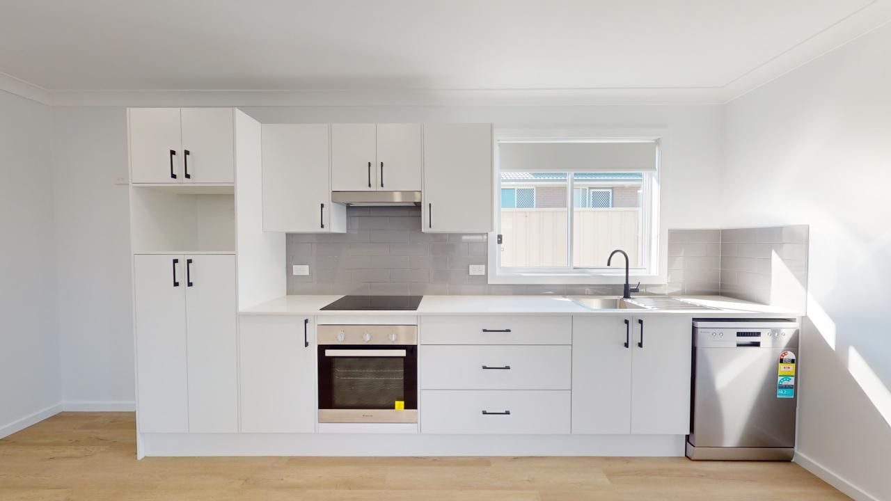 5a Topaz Way, Rutherford NSW 2320 - House For Rent | Domain