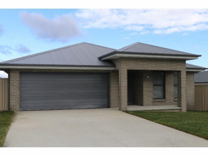 68 Basalt Way, Kelso NSW 2795 - House For Rent | Domain