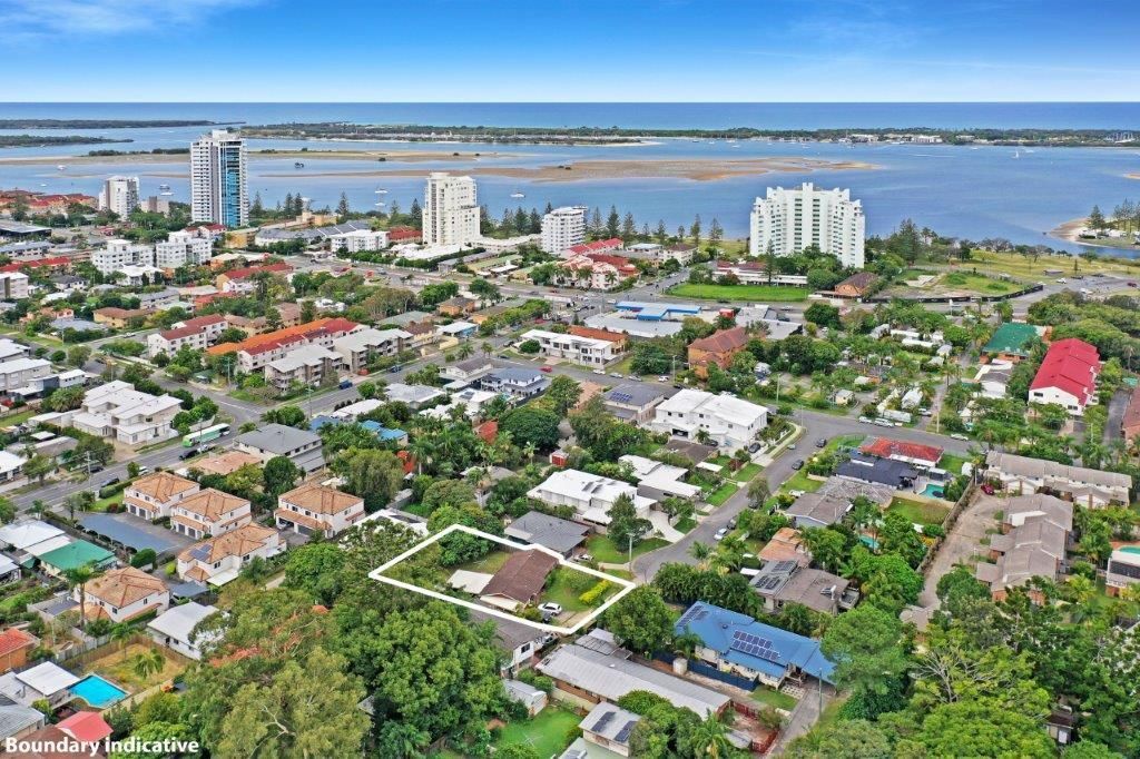 15 Rathbone Place, Labrador | Property History & Address Research | Domain