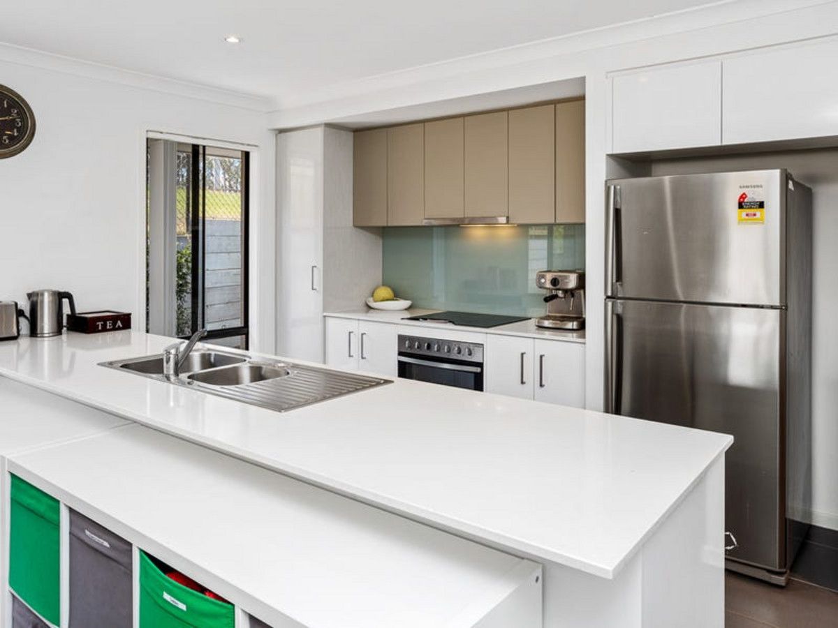 55 Fiona Street, Bellbird Park QLD 4300 - House For Rent | Domain