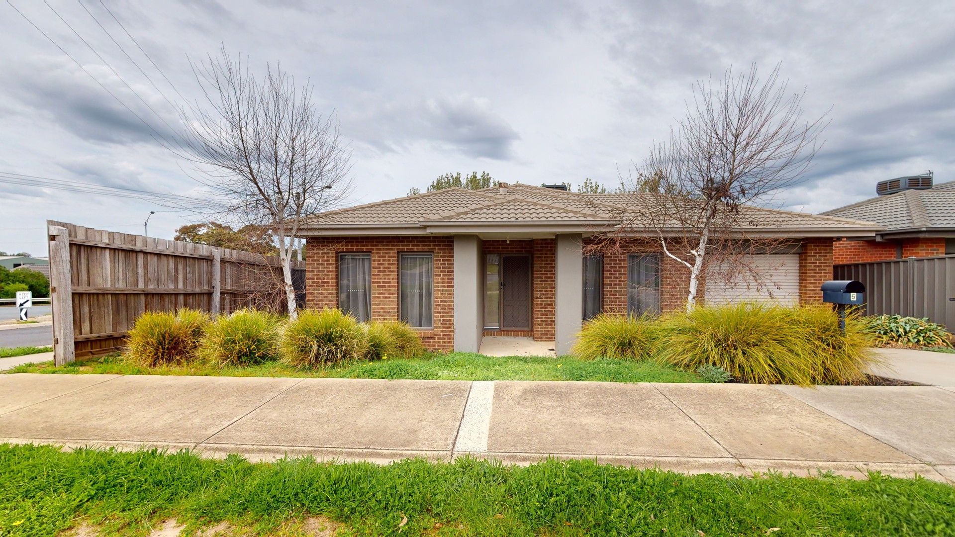 5 Jackson Street, Long Gully VIC 3550 - Townhouse For Rent | Domain