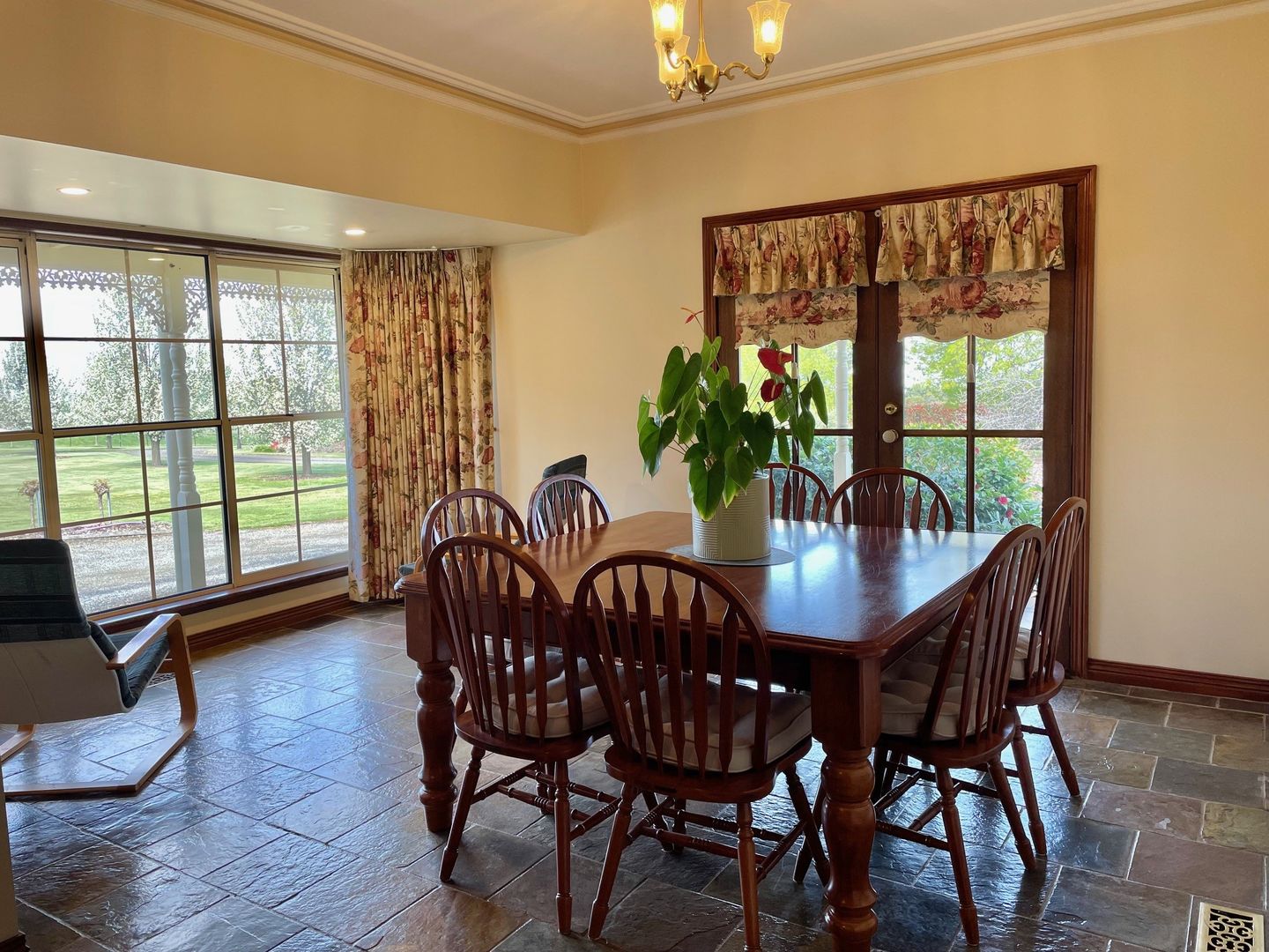 Gisborne South VIC 3437 - 4 beds house for Rent, $800.00 - 17191865 ...