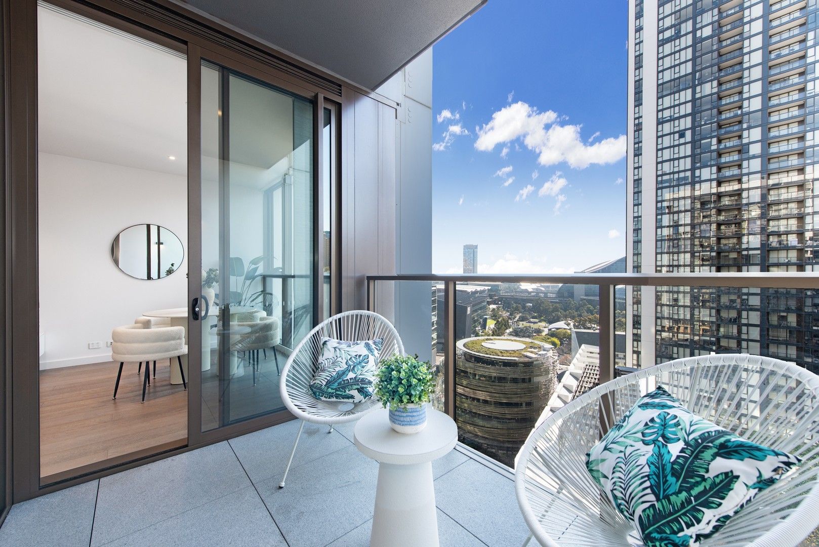 1805/82 Hay Street, Haymarket NSW 2000 | Domain