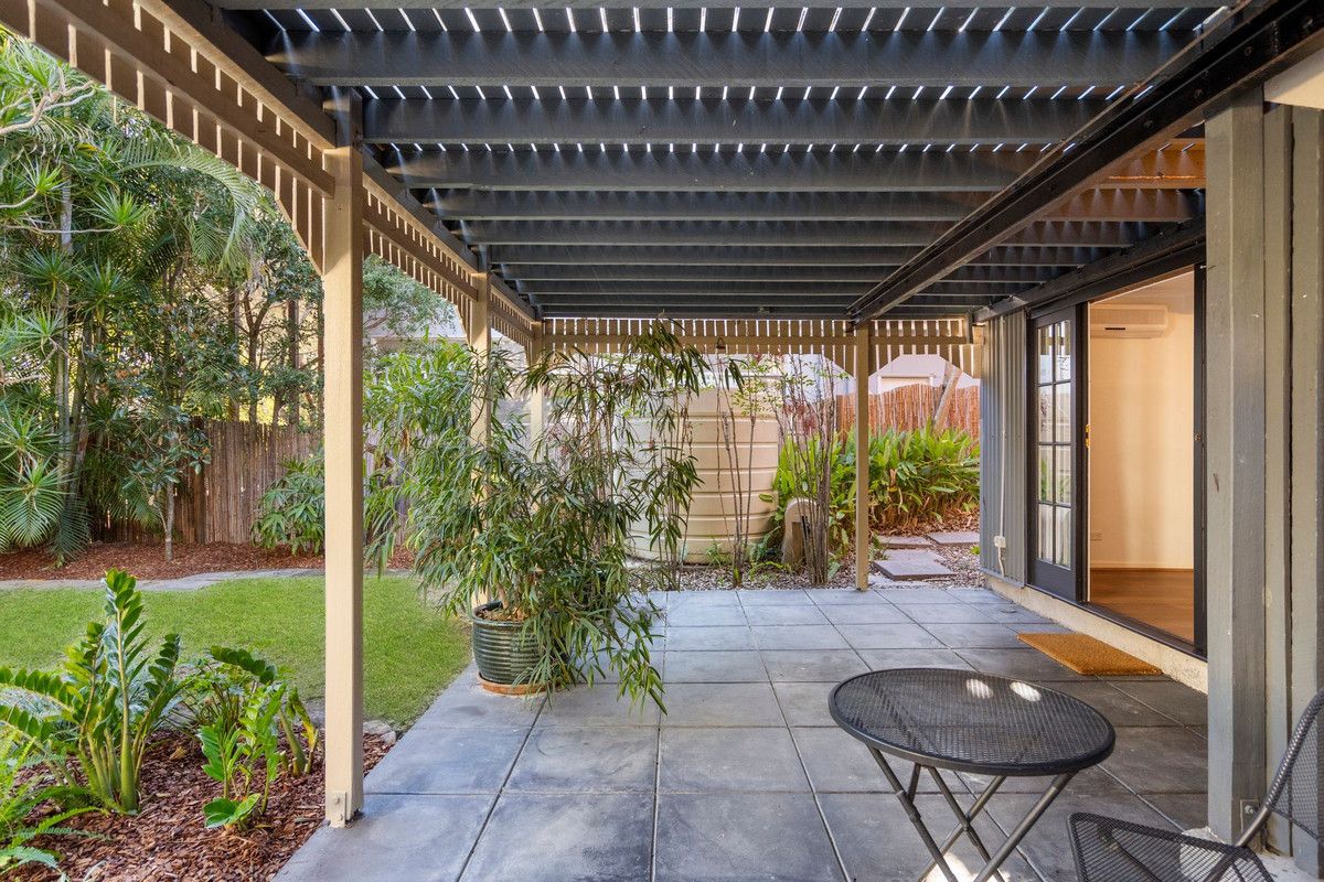 2 Raven Street, West End QLD 4101 - House For Rent | Domain