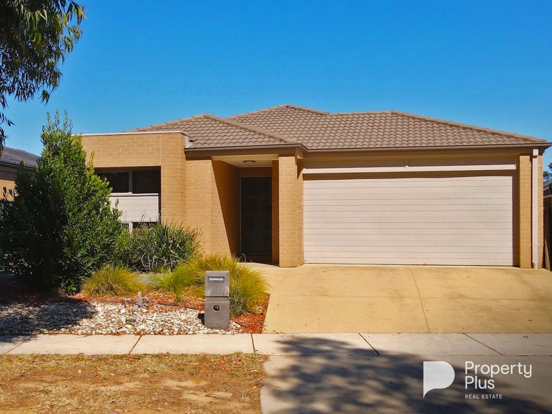 11 Creekside Close, Jackass Flat VIC 3556 - House For Rent | Domain