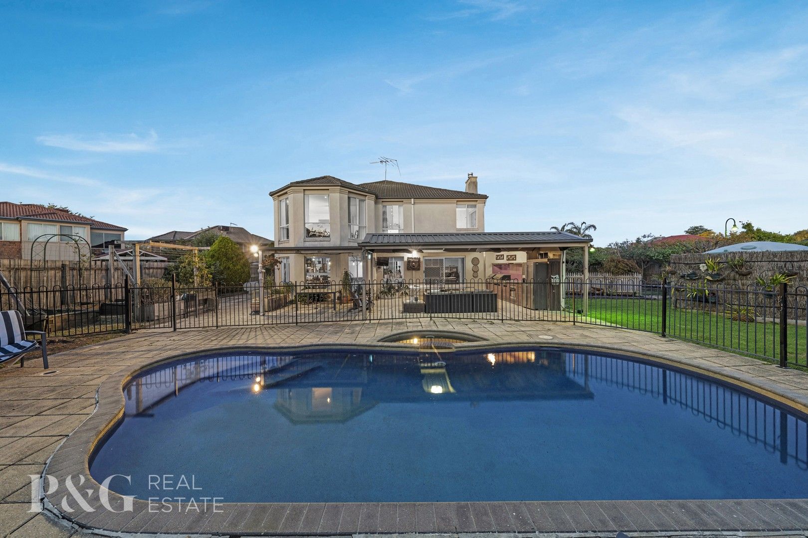 5 Floral Gardens, Narre Warren South VIC 3805 | Domain