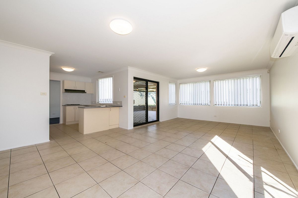 10 Condor Place, Glenmore Park NSW 2745 - House For Rent | Domain