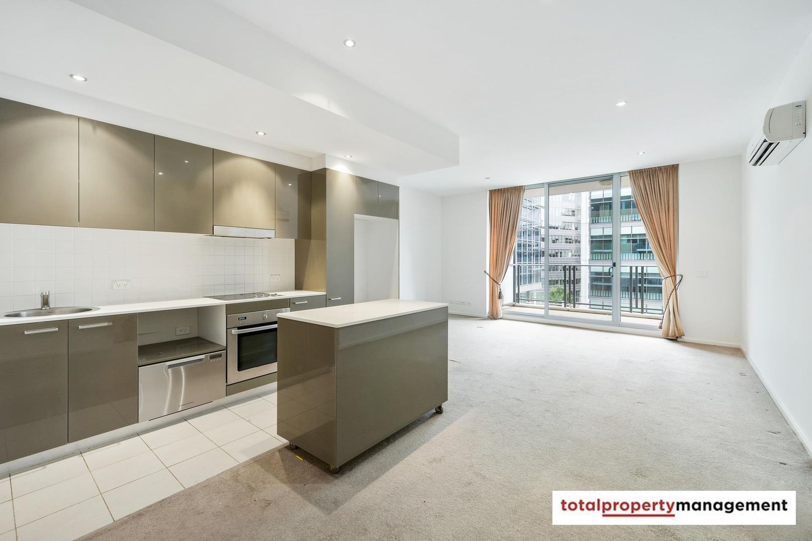 24/1 Gordon Street, City ACT 2601 - House For Rent | Domain