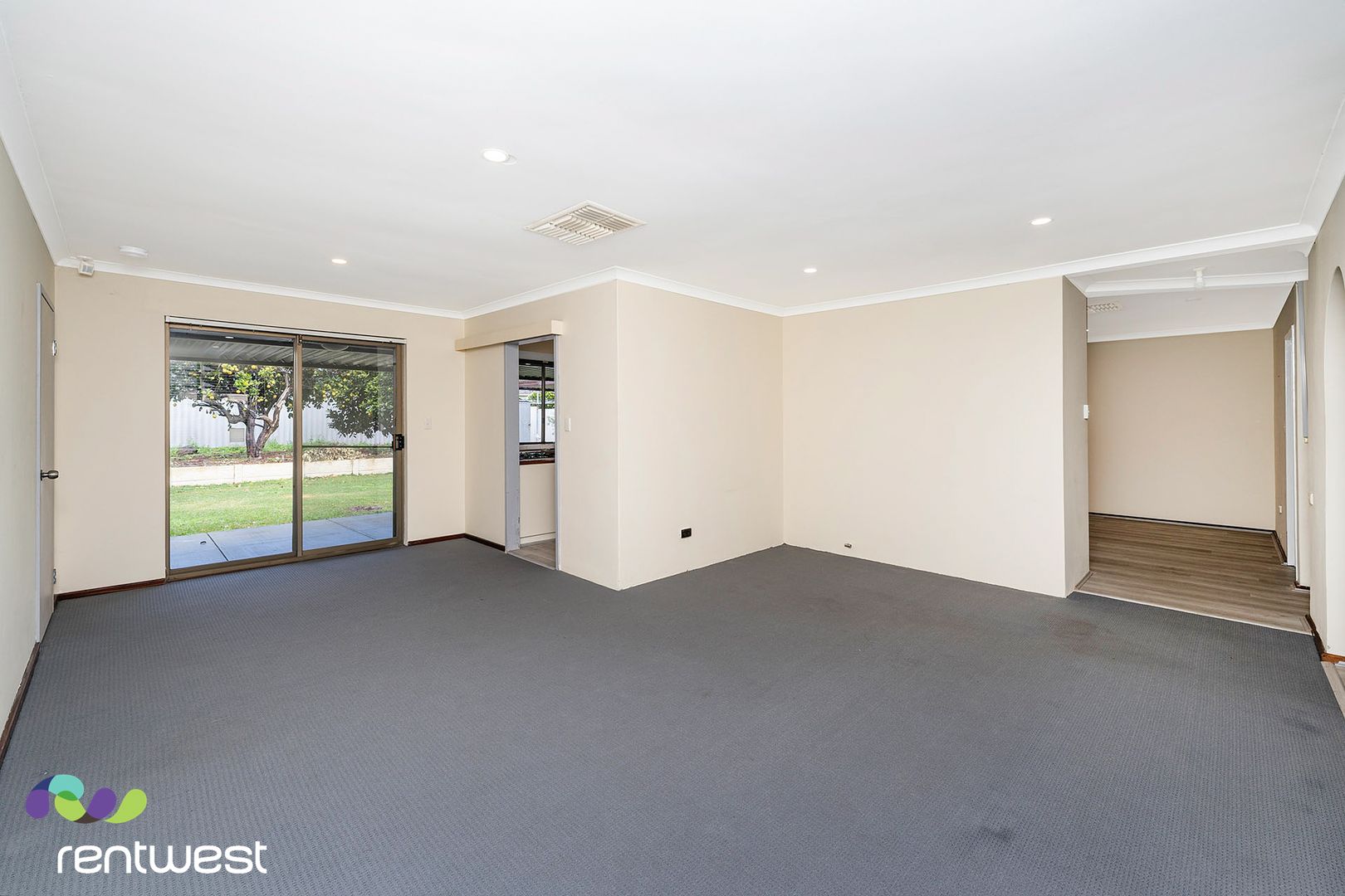 33 Kimberley Way, Parkwood WA 6147 - House For Rent - $650 | Domain