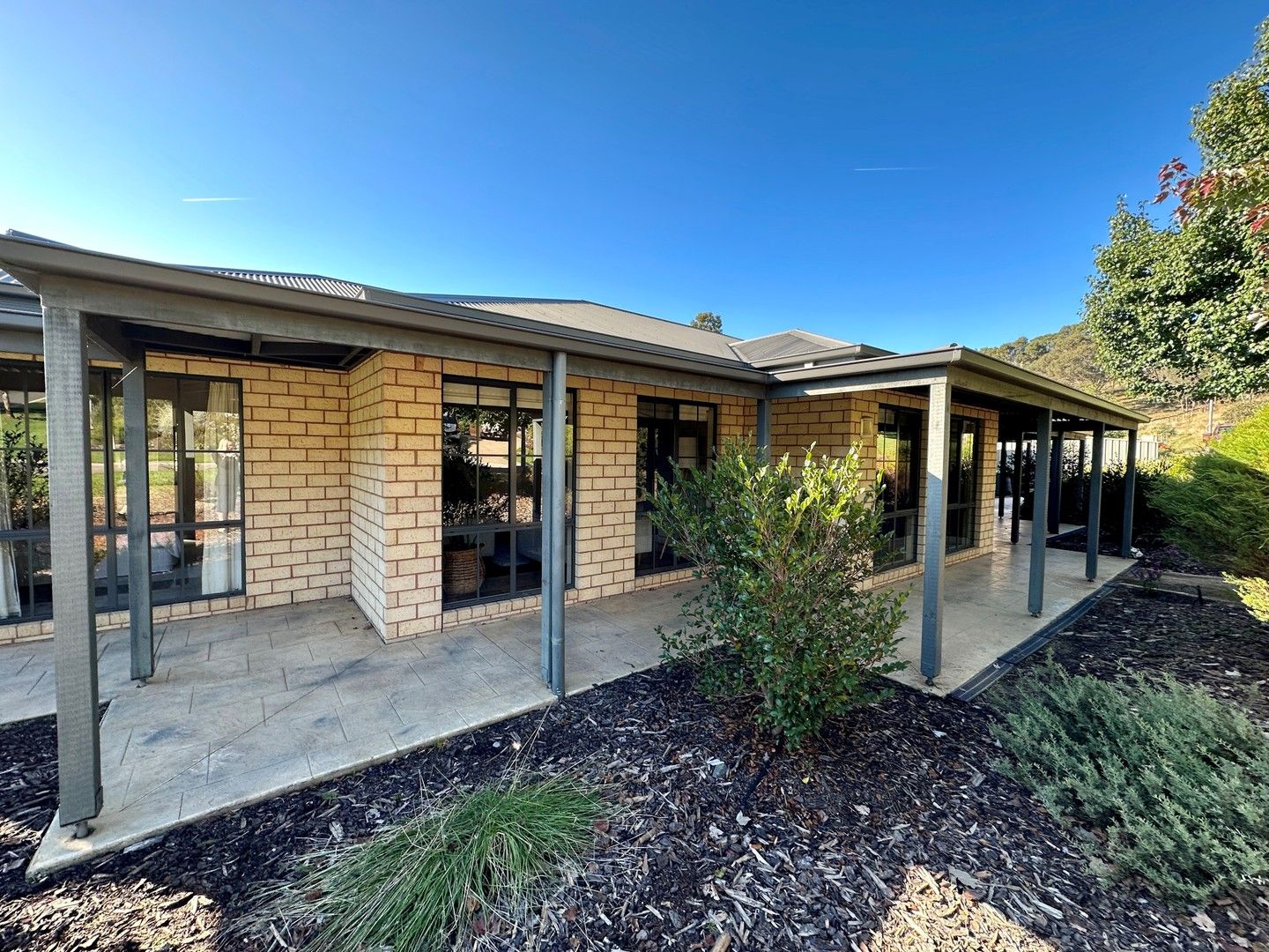 1 Finke Court, Hamilton Valley NSW 2641 | Domain