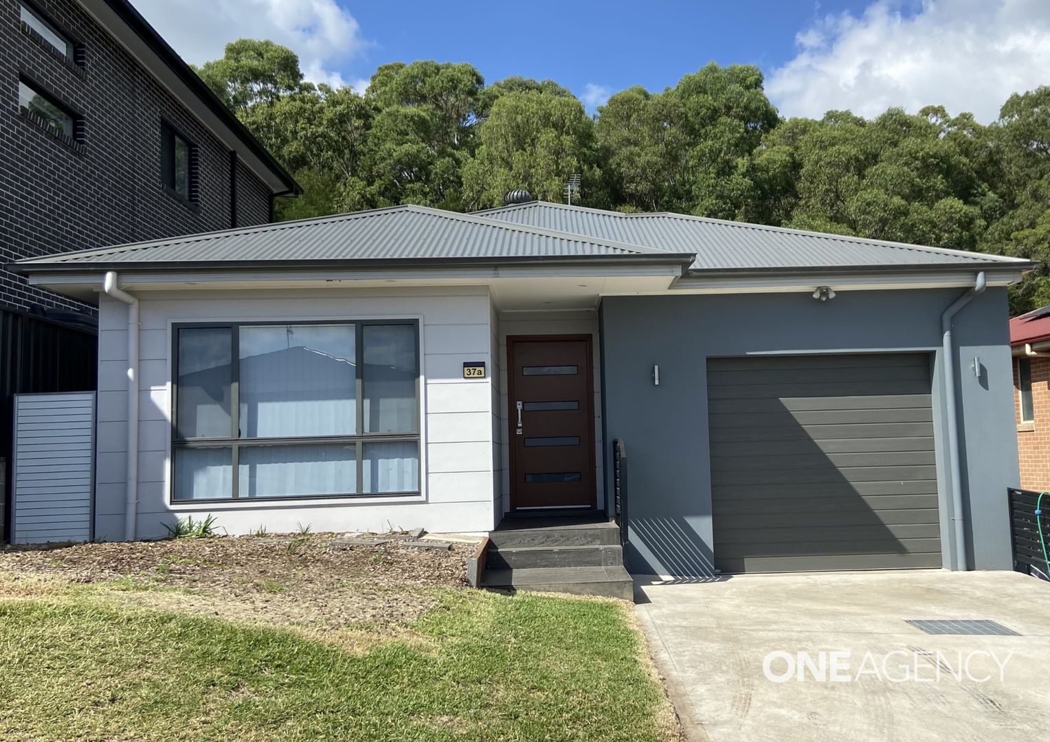 37a Mary Davis Avenue, Koonawarra NSW 2530 - House For Rent | Domain