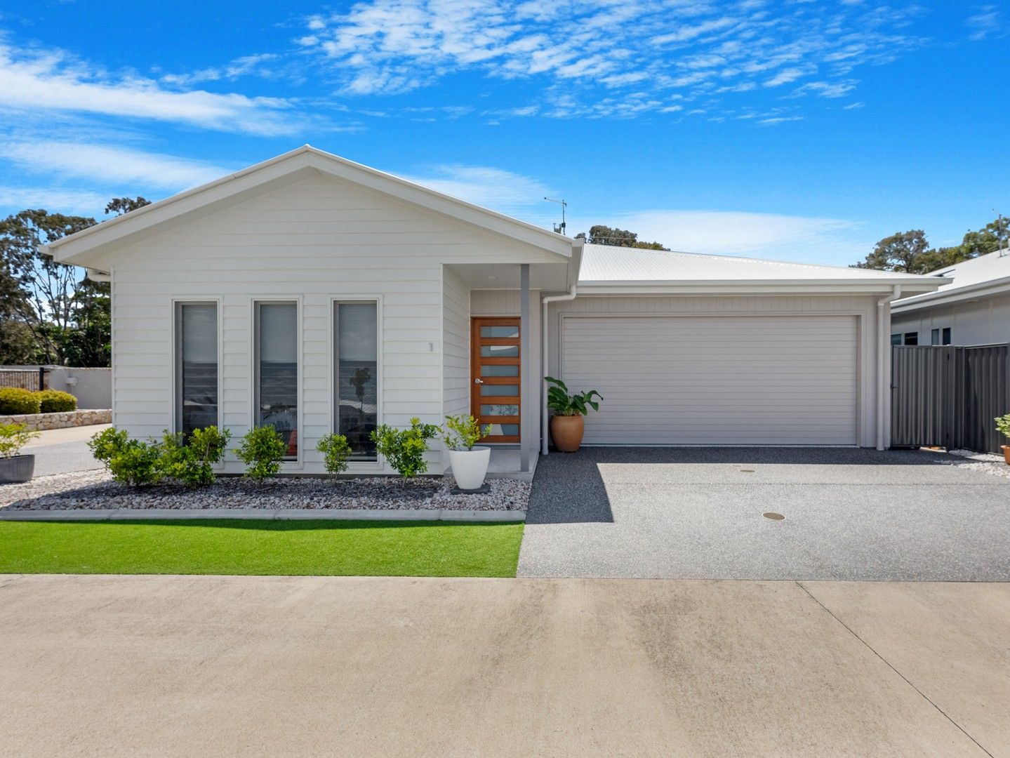 1/835 Boat Harbour Drive, Urangan QLD 4655 | Domain