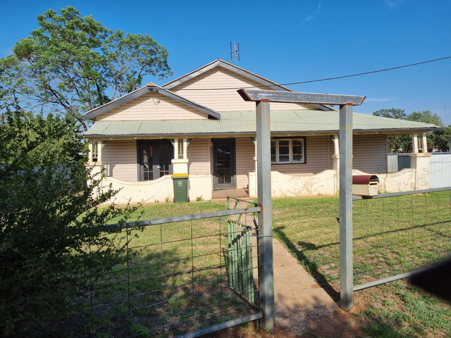 32 MELROSE ST, Condobolin NSW 2877 | Domain