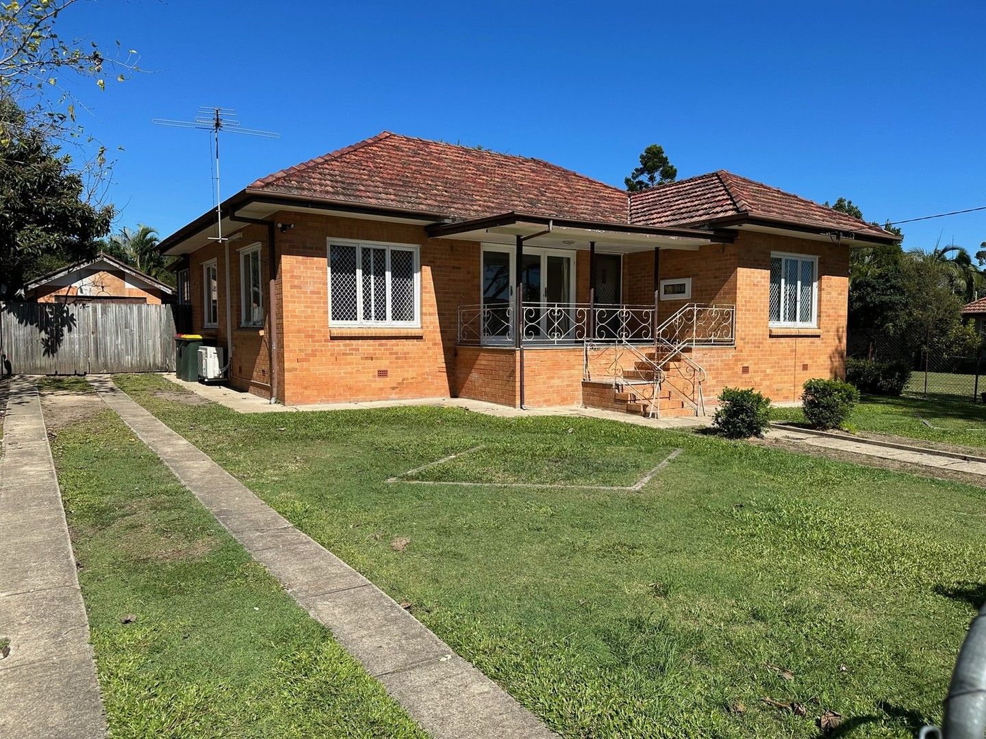 10 Largs Street, Darra QLD 4076 - House For Rent | Domain