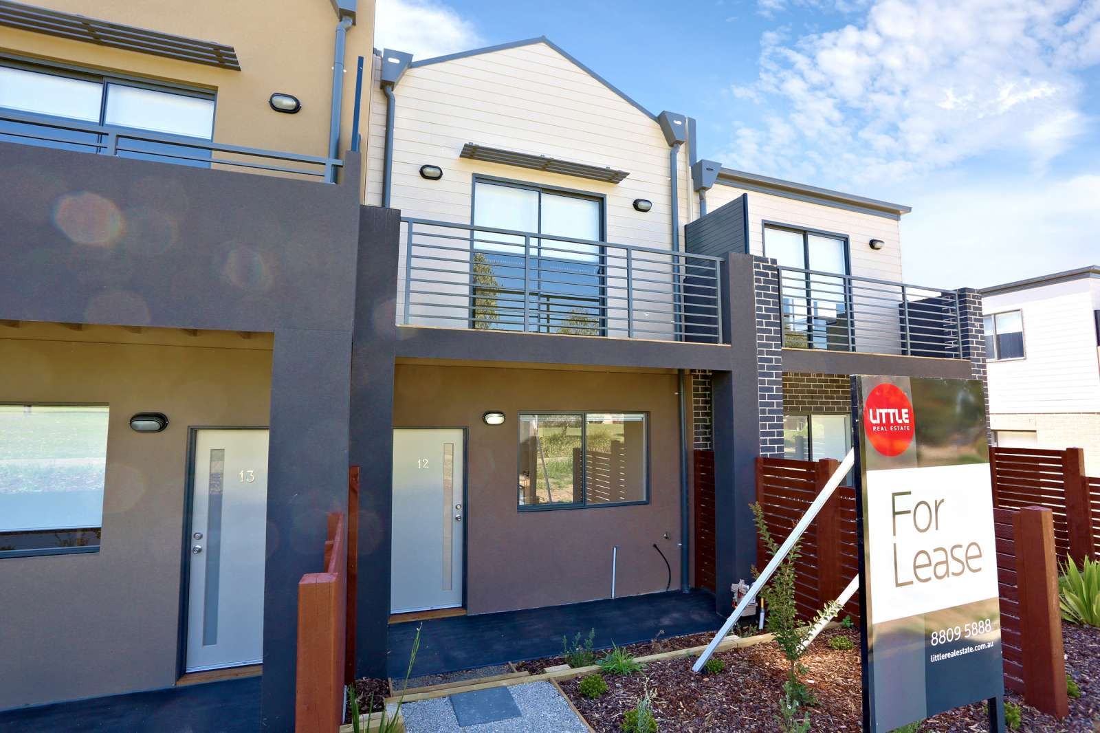 12 Demmie Mews, Lyndhurst VIC 3975 - Townhouse For Rent | Domain