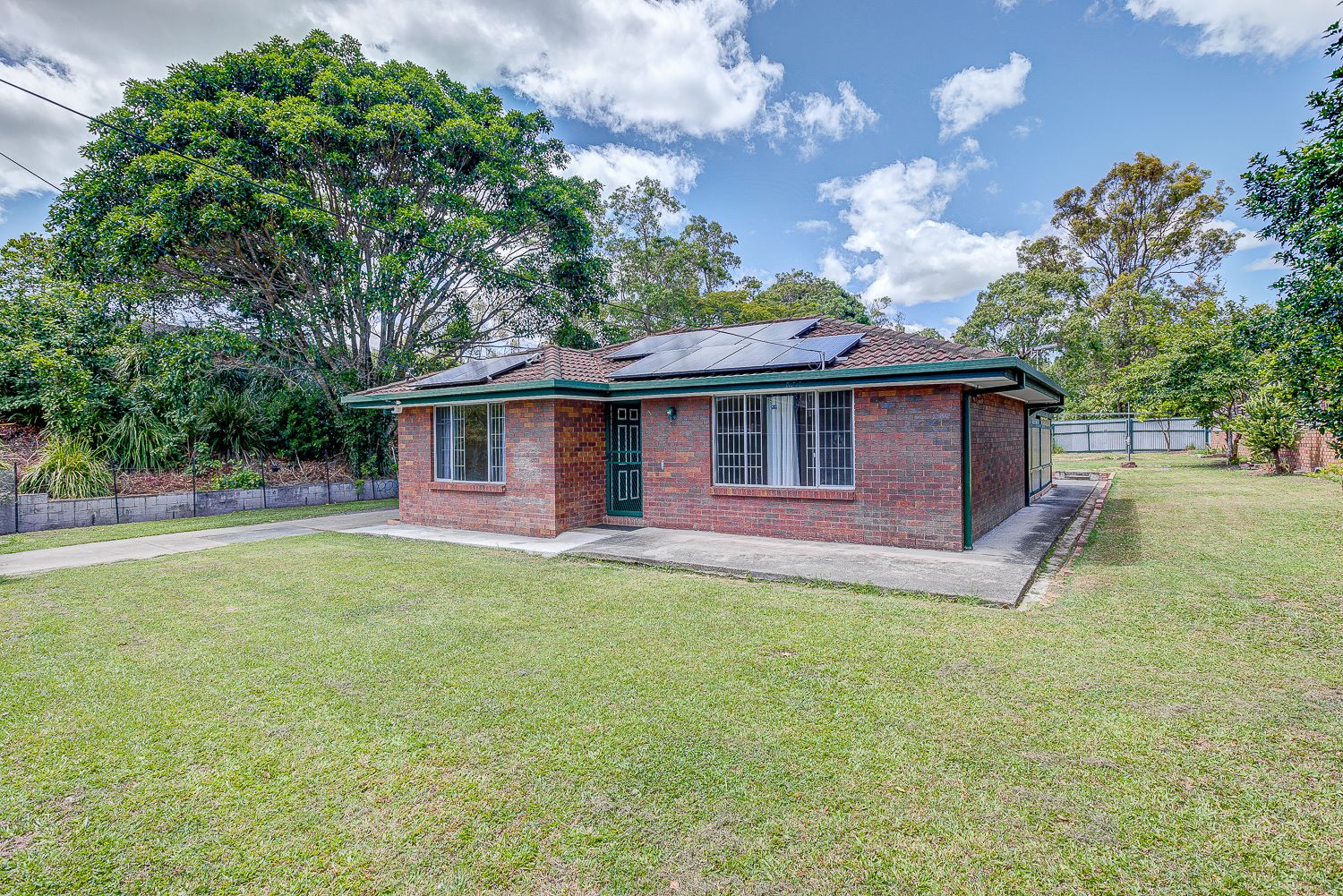 153 Station Road, Loganlea QLD 4131 - House For Rent | Domain