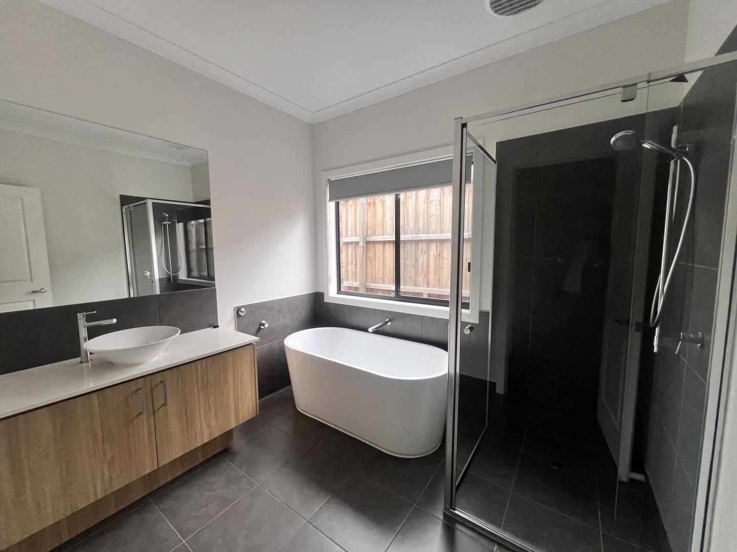 47 Bonhams Circuit, Manor Lakes VIC 3024 - House For Rent | Domain