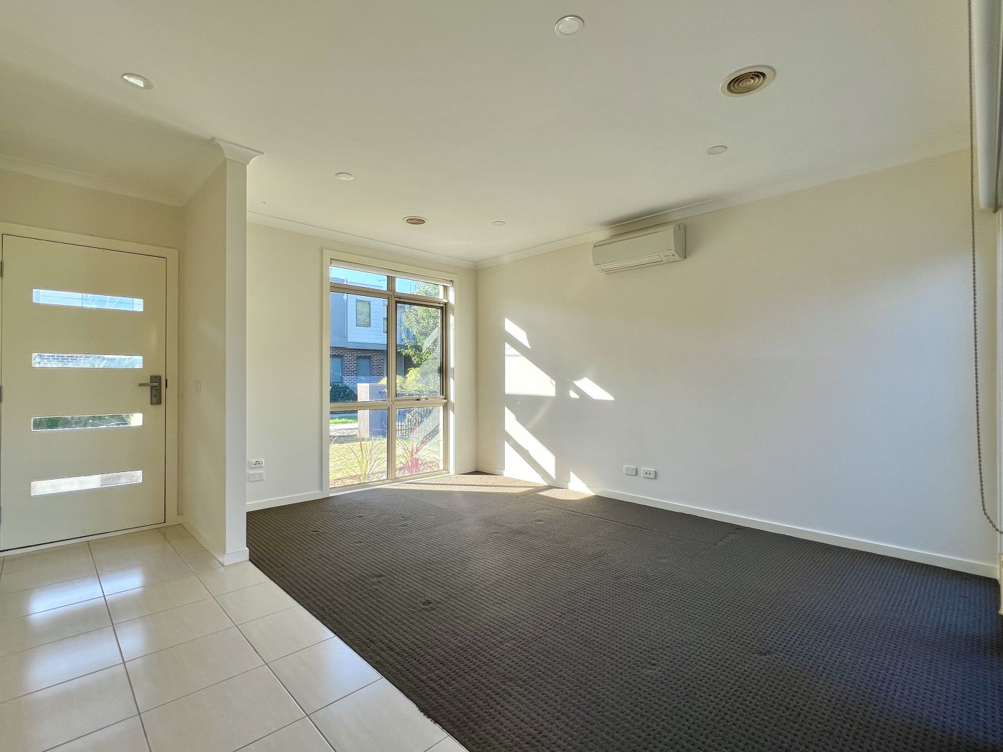 10 Topaz Way, Officer VIC 3809 - House For Rent | Domain