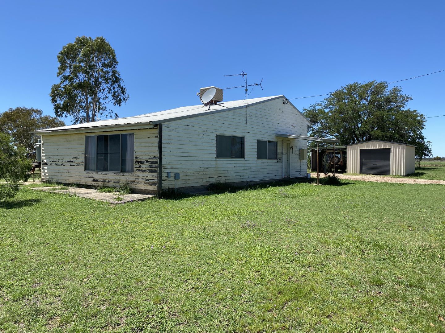 1 Sarah Street, Surat QLD 4417 | Domain