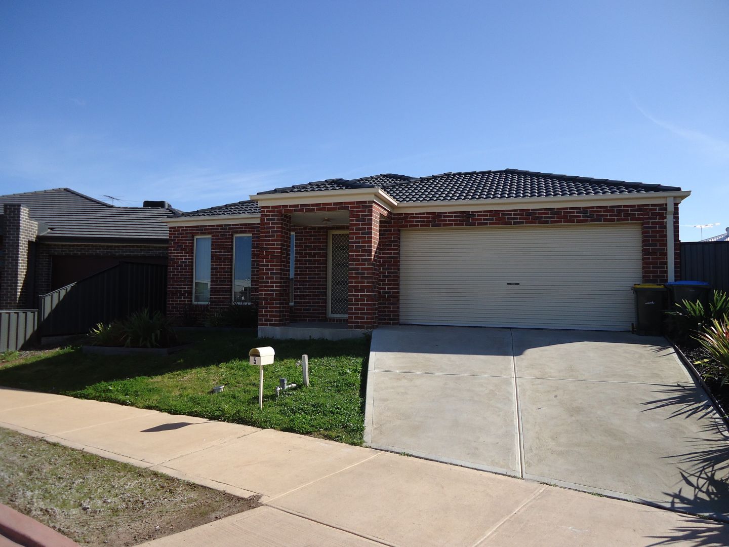 5 Vicky Court, Point Cook VIC 3030 - House For Rent | Domain