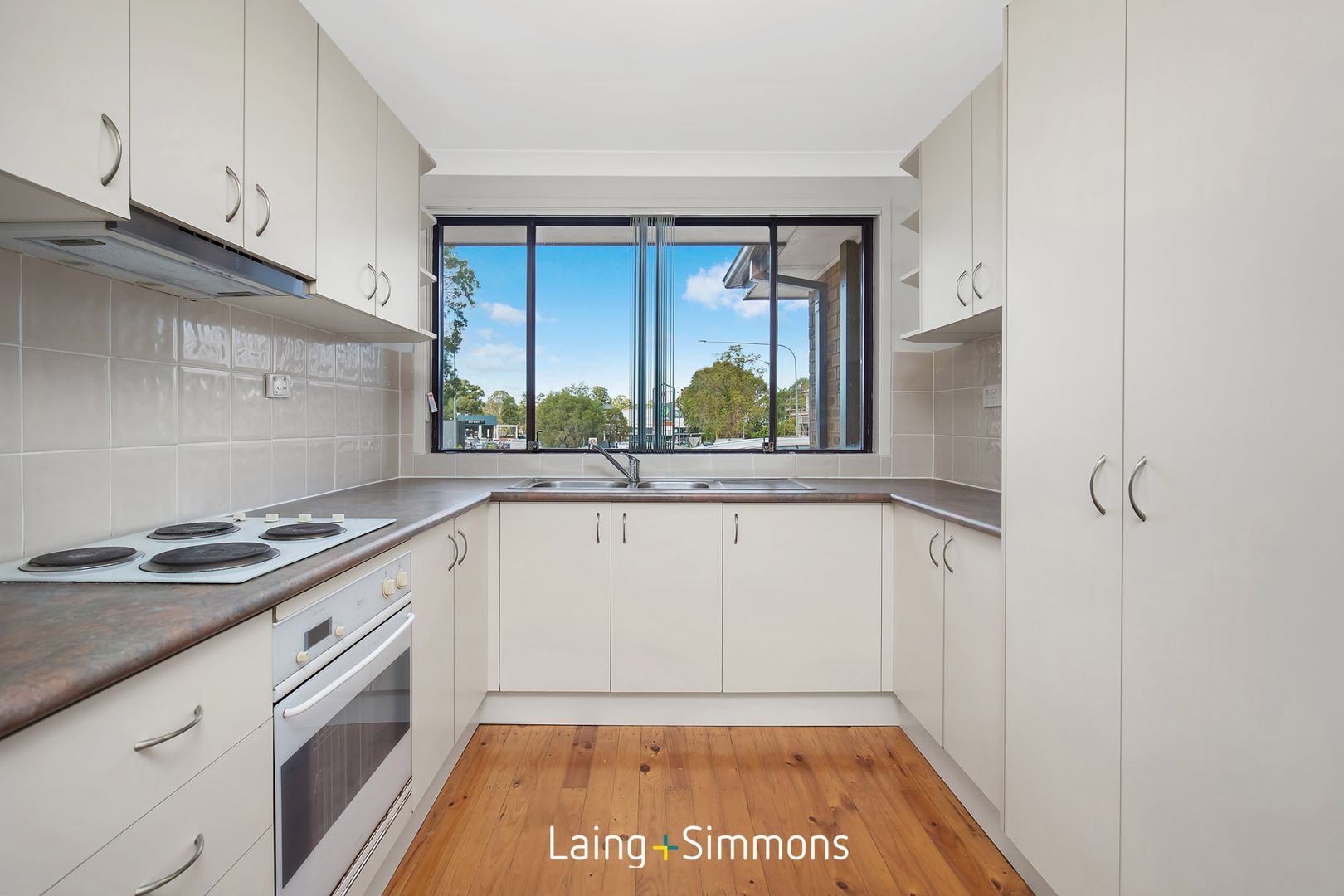 142 James Cook Drive, Kings Langley NSW 2147 - House For Rent | Domain