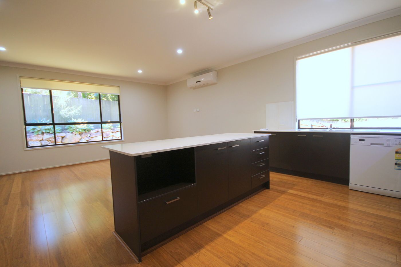 2/429 Ashmore Road, Ashmore QLD 4214 - House For Rent | Domain