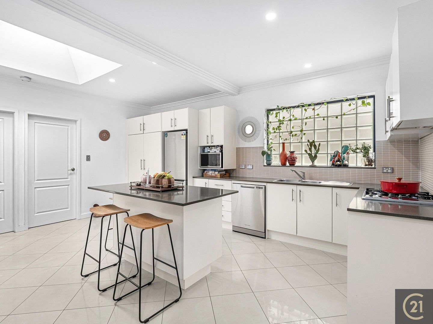 Sold 3/28 Selems Parade, Revesby NSW 2212 on 08 Apr 2024 - 2019101627 ...