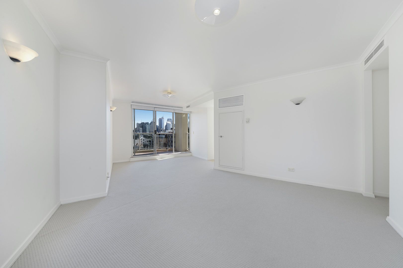 606/1 Kings Cross RD, Darlinghurst NSW 2010 - Apartment For Rent | Domain