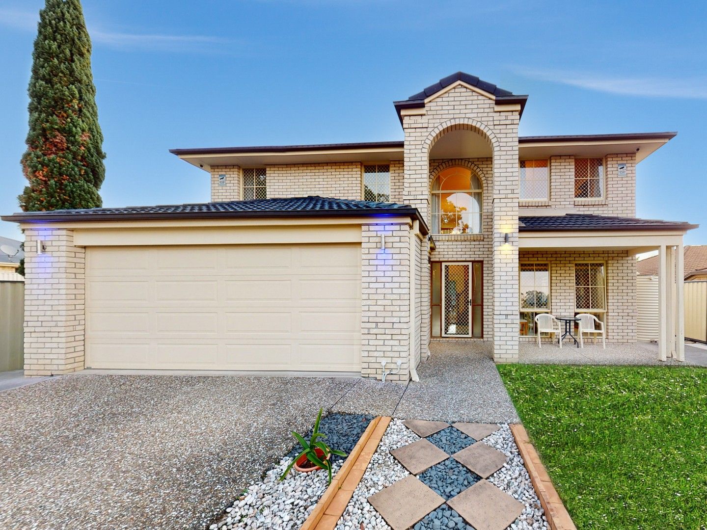 76 Rockfield Road, Doolandella QLD 4077 - House For Rent | Domain