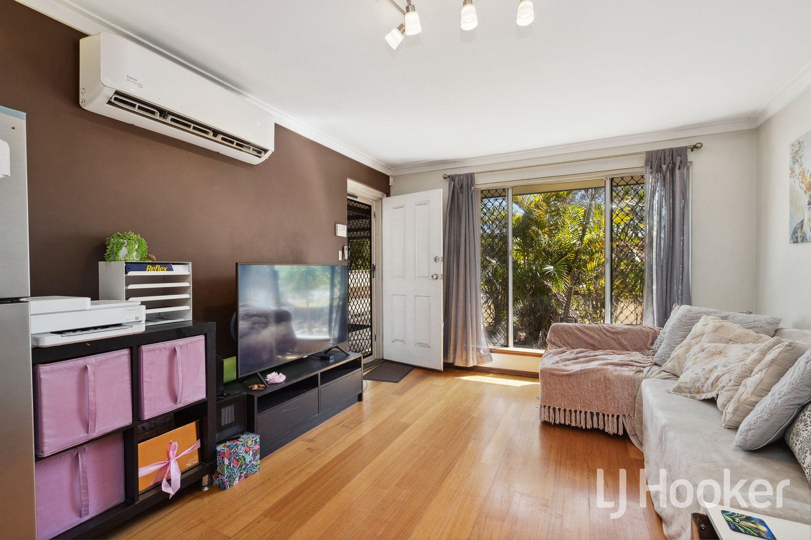 44 Gemini Way, Carlisle WA 6101 | Domain