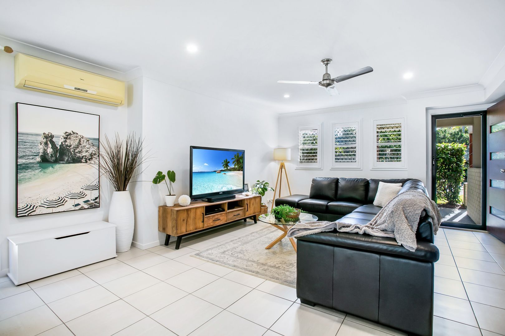 2/20 Barton Avenue, Southport QLD 4215 | Domain