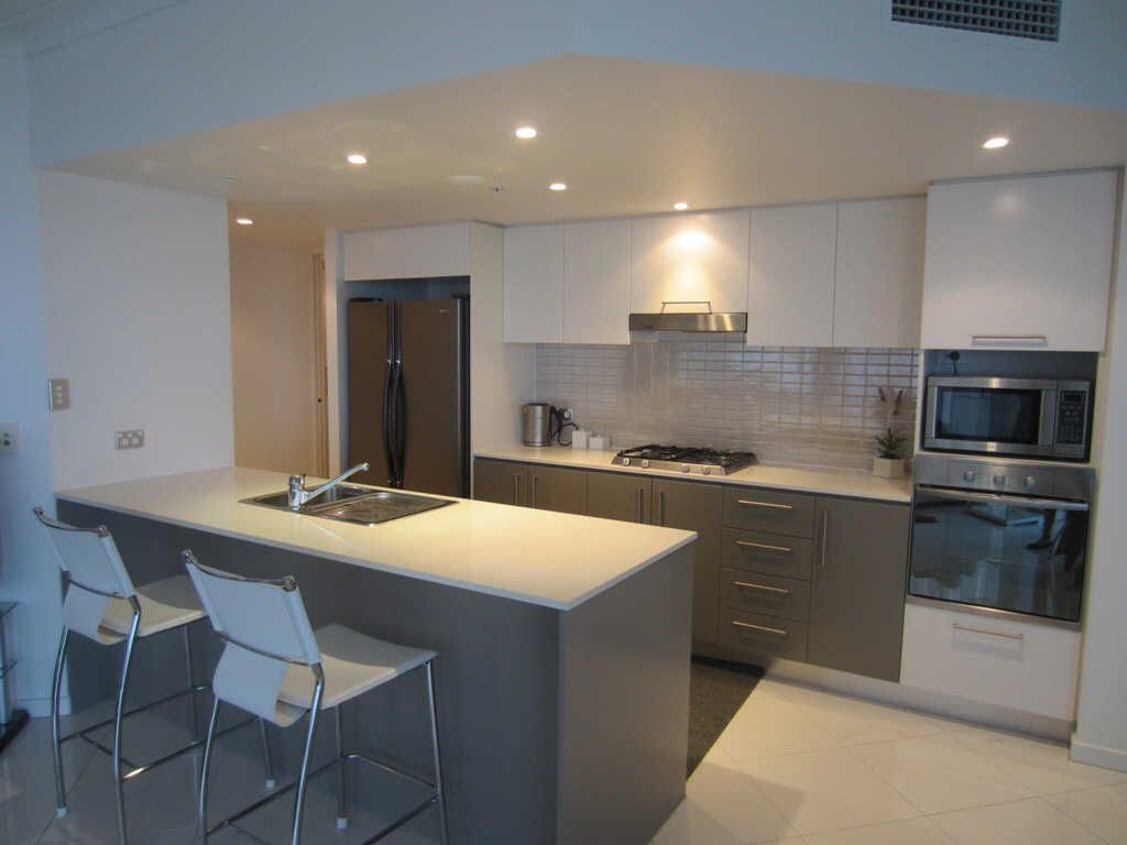 1325/56 Scarborough Street, Southport | Property History & Address ...