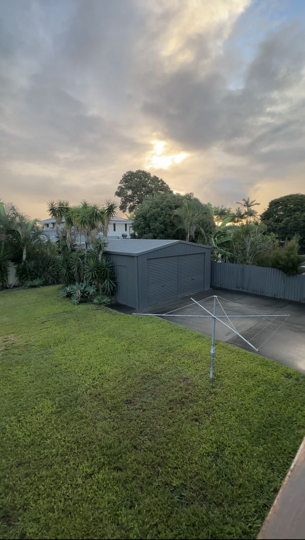 12 Makaha Drive., Birkdale QLD 4159 - House For Rent | Domain