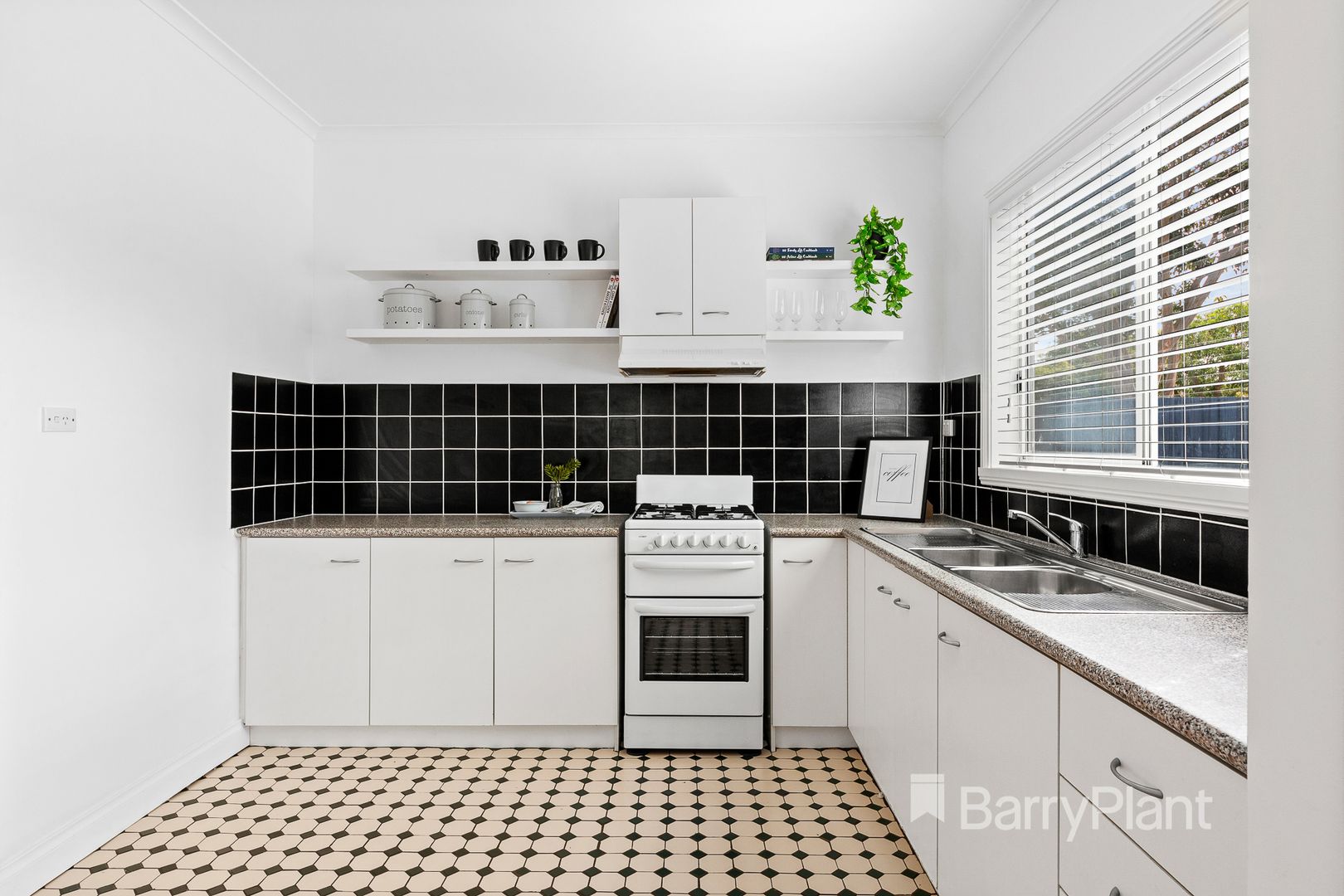 45 Finlay Street, Frankston VIC 3199 - House For Rent | Domain