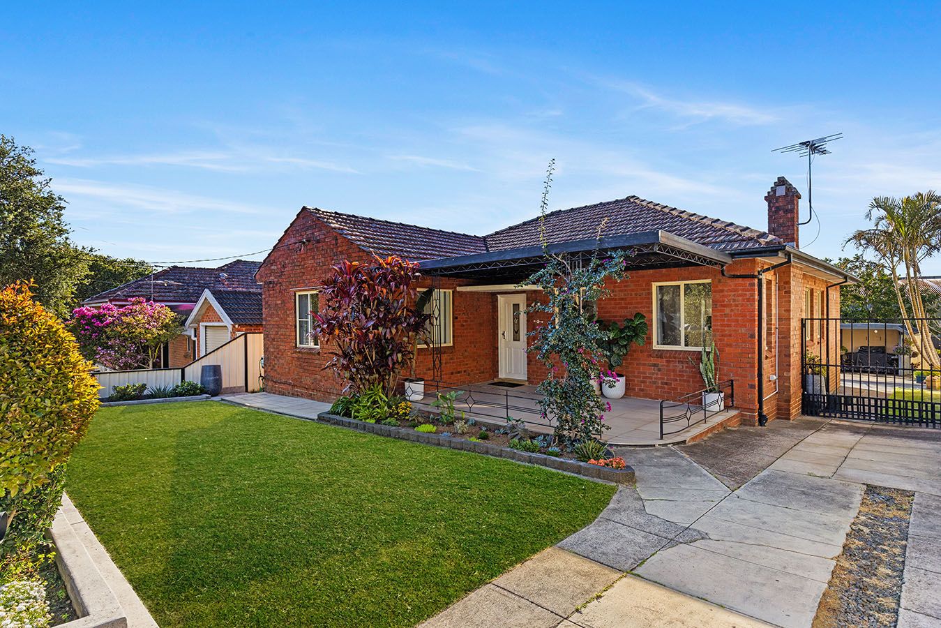 2 Chisholm Avenue, Clemton Park NSW 2206 | Domain