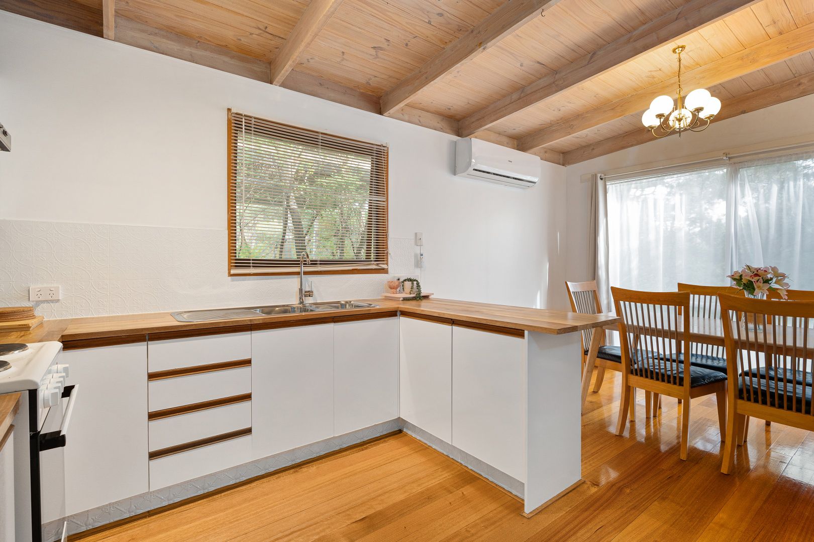 33 Iolanda Street, Rye VIC 3941 - House For Rent - $580 | Domain