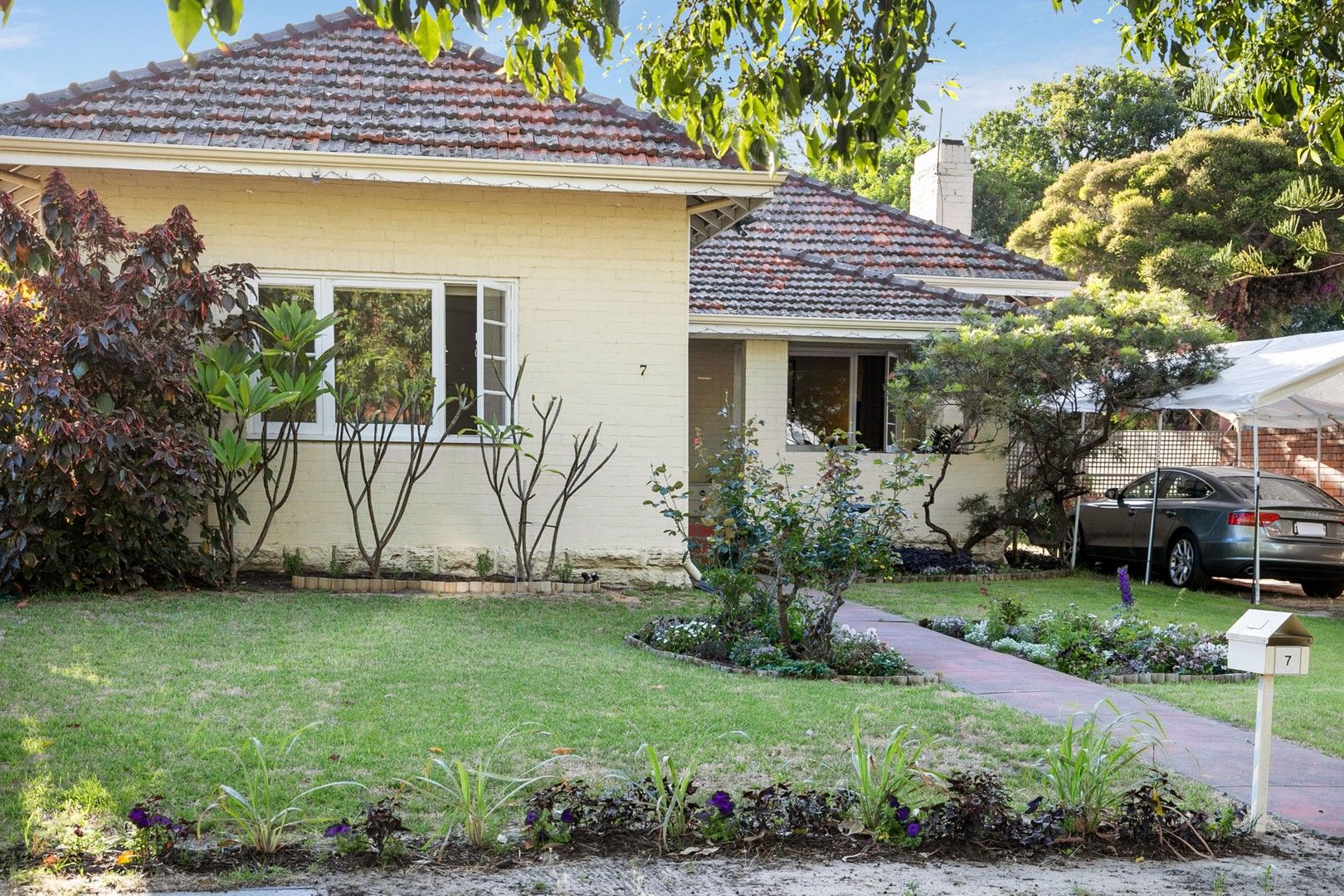 7 Weld Street, Nedlands WA 6009 - House For Rent | Domain