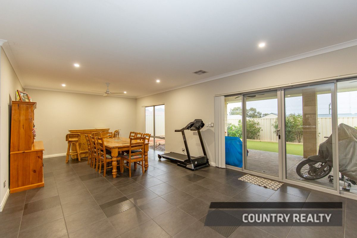Sold 8 Oakover Place, Northam WA 6401 on 10 Aug 2022 - 2017840399 | Domain