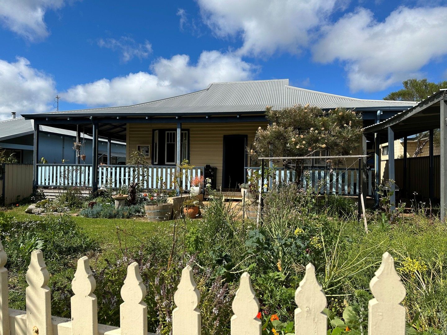 4 Spinebill Ramble (Lot 337), Margaret River WA 6285 - House For Rent ...