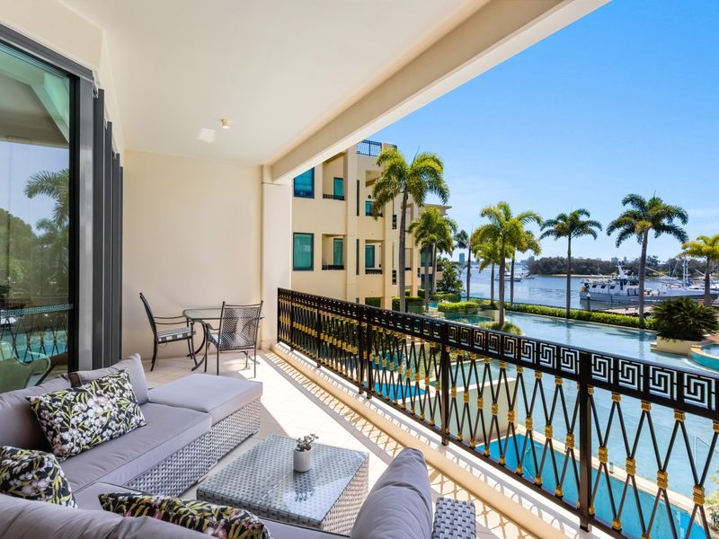 57/94 Seaworld Drive, Main Beach | Property History & Address Research ...