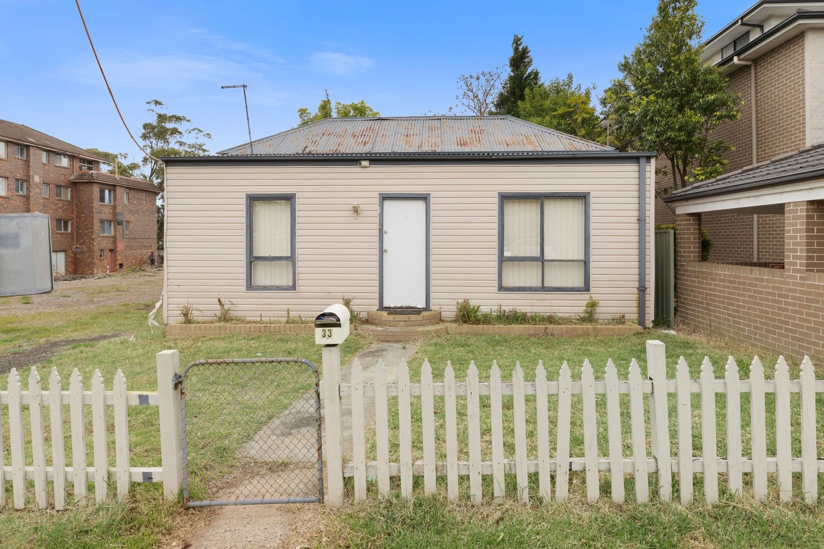 33 & 33A King Street, Penrith NSW 2750 | Domain