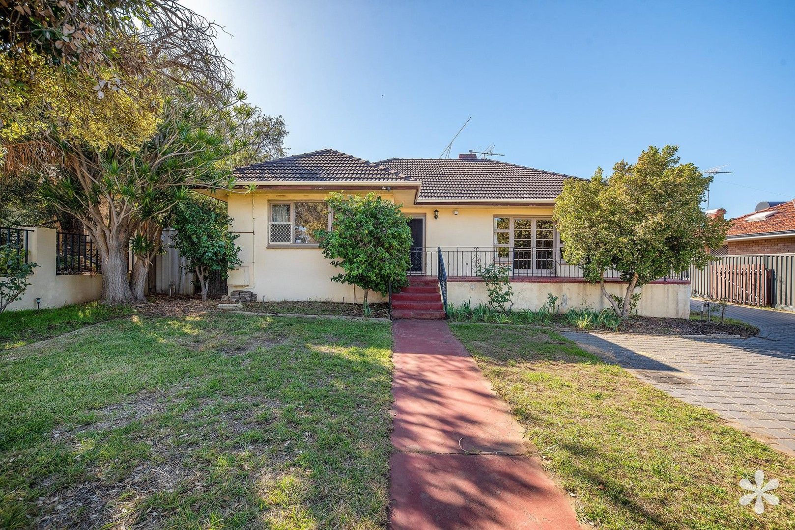 196 Healy Road, Hamilton Hill WA 6163 - House For Rent | Domain