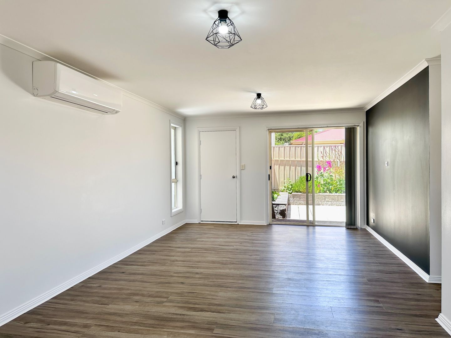 2/6 Booth Avenue, Morphett Vale SA 5162 - Block Of Units For Rent | Domain