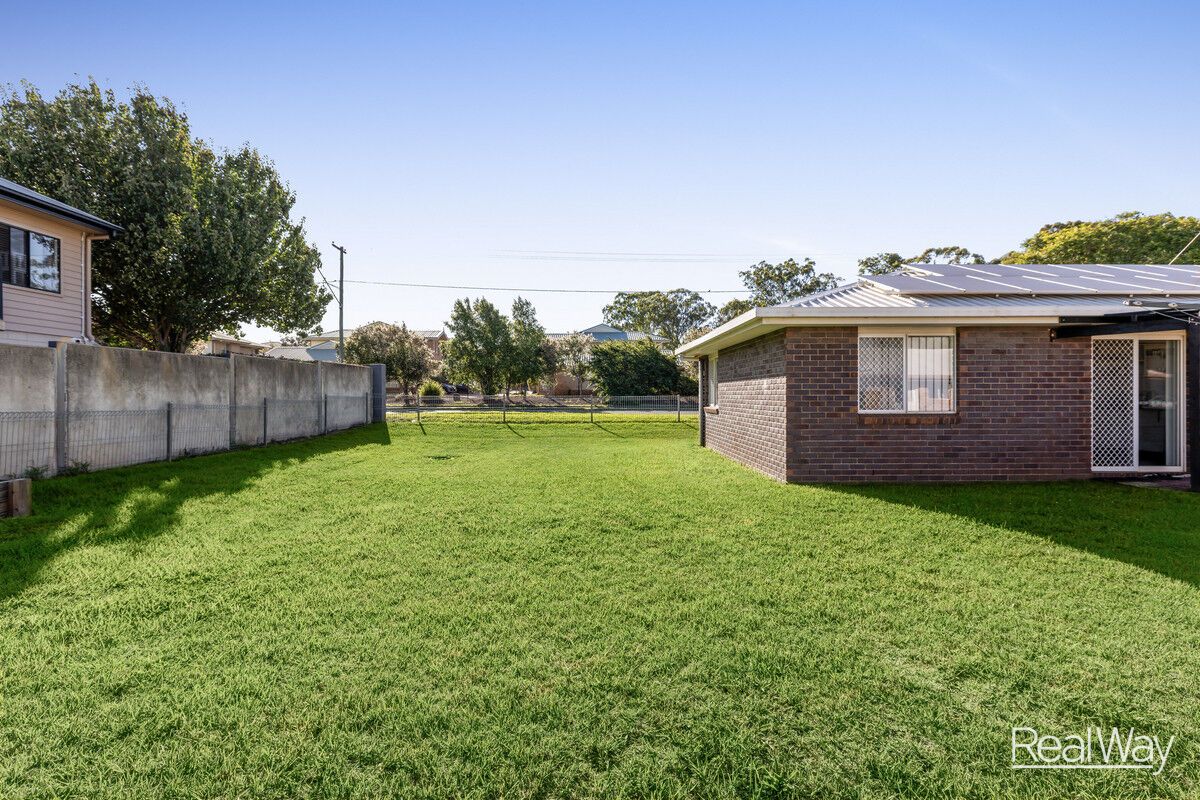 460 West Street, Kearneys Spring QLD 4350 | Domain